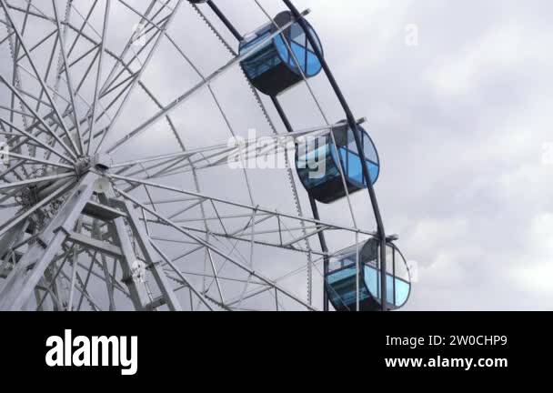 Ferris wheel booths rotate close Stock Videos & Footage - HD and 4K ...