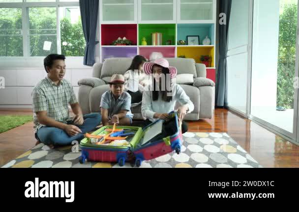 Family packed suitcases Stock Videos & Footage - HD and 4K Video Clips ...