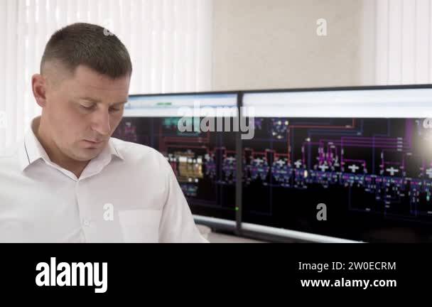 Engineer working thermal power Stock Videos & Footage - HD and 4K Video Clips - Alamy