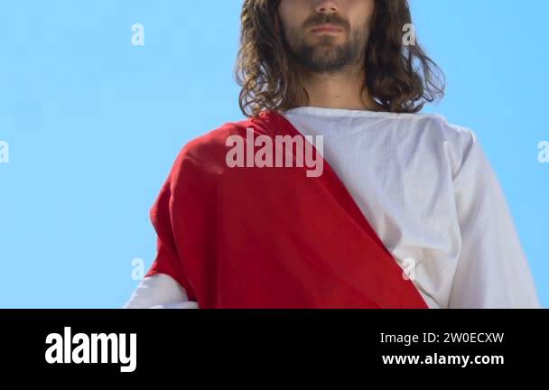 Jesus heaven robe Stock Videos & Footage - HD and 4K Video Clips - Alamy