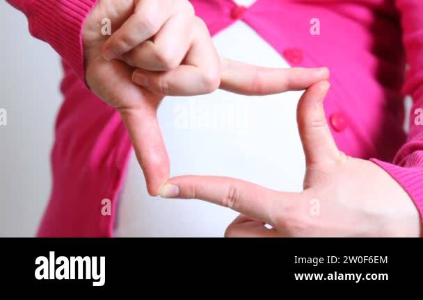 Sign awaiting Stock Videos & Footage - HD and 4K Video Clips - Alamy