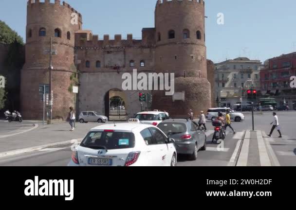 Ancient roman gates Stock Videos & Footage - HD and 4K Video Clips - Alamy