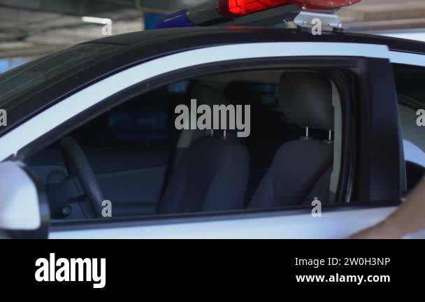 Brave officers Stock Videos & Footage - HD and 4K Video Clips - Alamy