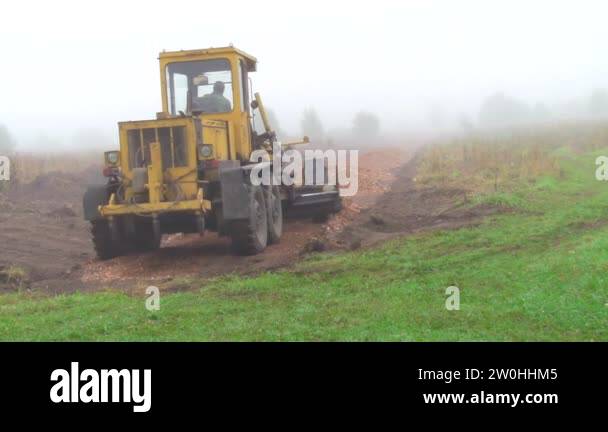 Grader Stock Videos & Footage - HD and 4K Video Clips - Alamy