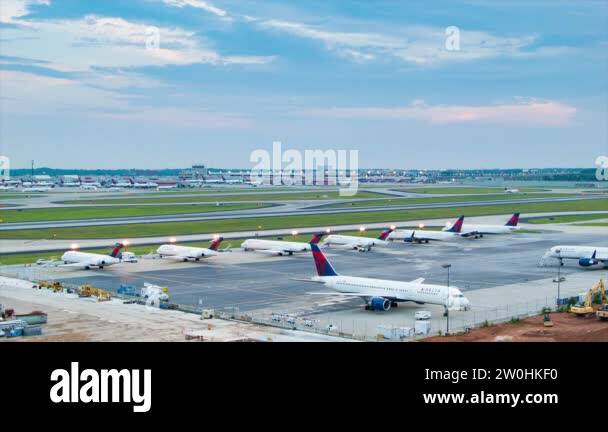 Atlanta Airport Wide Airfield Timelapse with Delta Airlines Airplane ...