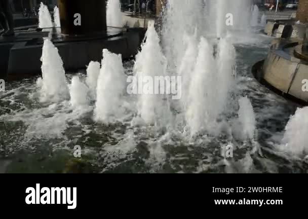 Square water splash Stock Videos & Footage - HD and 4K Video Clips - Alamy