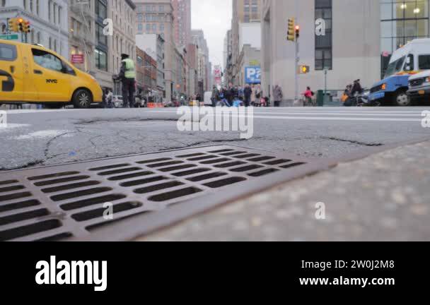 View into a manhole Stock Videos & Footage - HD and 4K Video Clips - Alamy