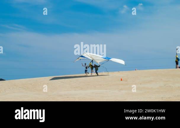Gliding instruction Stock Videos & Footage - HD and 4K Video Clips - Alamy