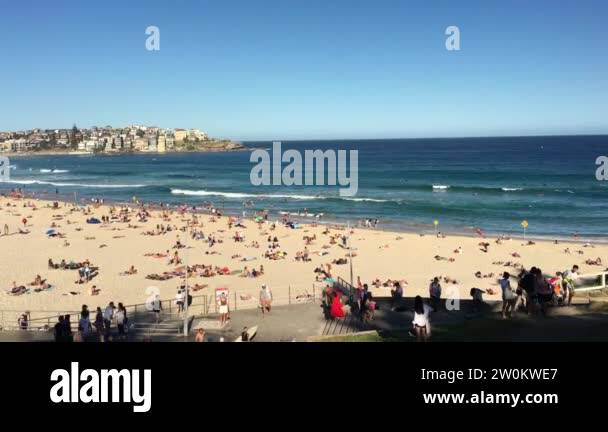 SYDNEY - JAN 22 2019:Panoramic landscape view of Bondi Beach in Sydney ...