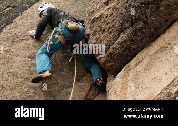 Rock climbing competitions Stock Videos & Footage - HD and 4K Video ...