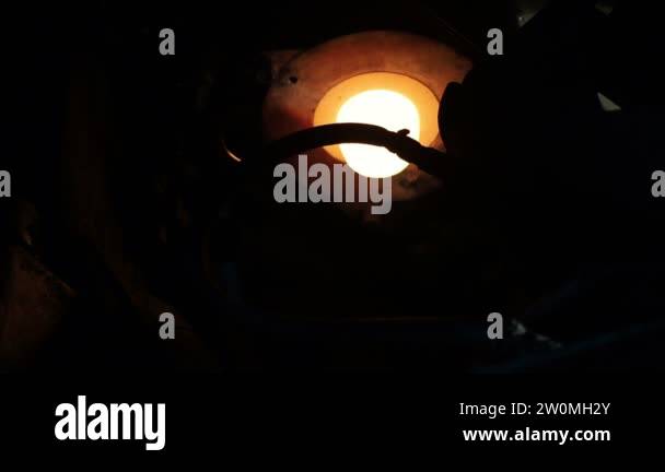 Electric power drop Stock Videos & Footage - HD and 4K Video Clips - Alamy