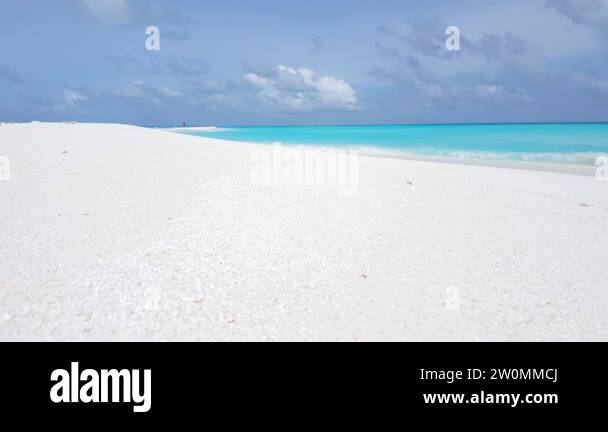 Clear shoreline with transparent water. Tropical vacation in Bahamas ...