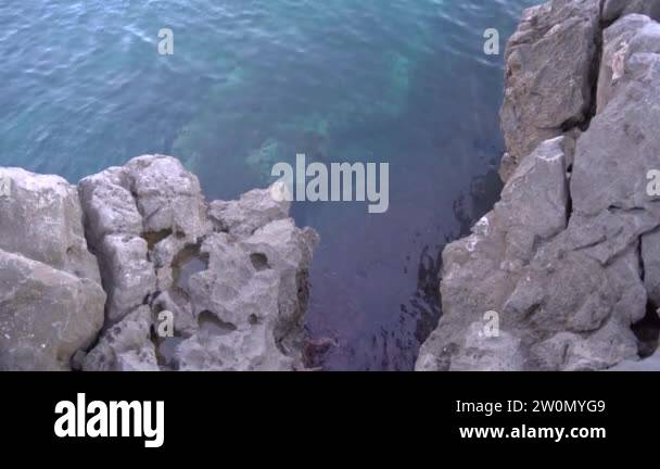 Split rock pond Stock Videos & Footage - HD and 4K Video Clips - Alamy