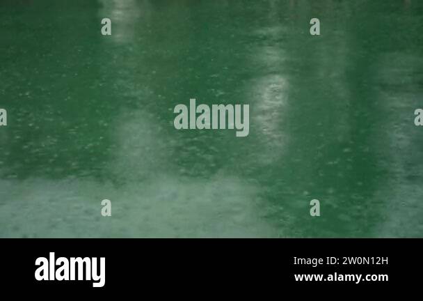 Ripple shape Stock Videos & Footage - HD and 4K Video Clips - Alamy