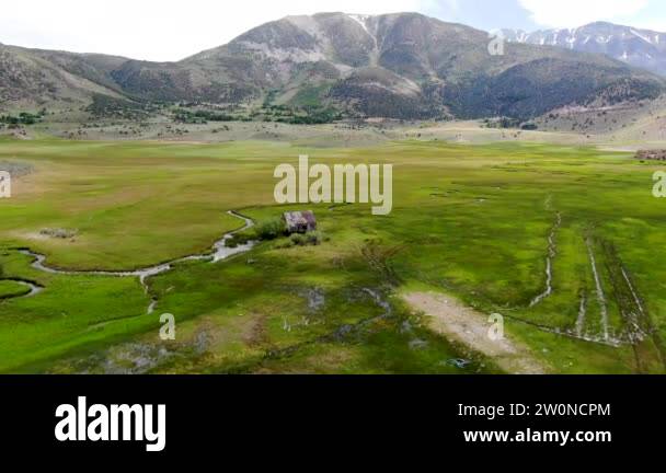 Mono house Stock Videos & Footage - HD and 4K Video Clips - Alamy