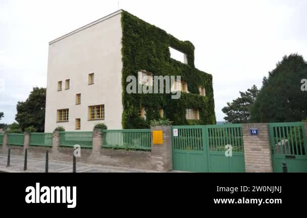 Functionalist villa Stock Videos & Footage - HD and 4K Video Clips - Alamy Functionalist villa Stock Videos & Footage - HD and 4K Video Clips - Alamy