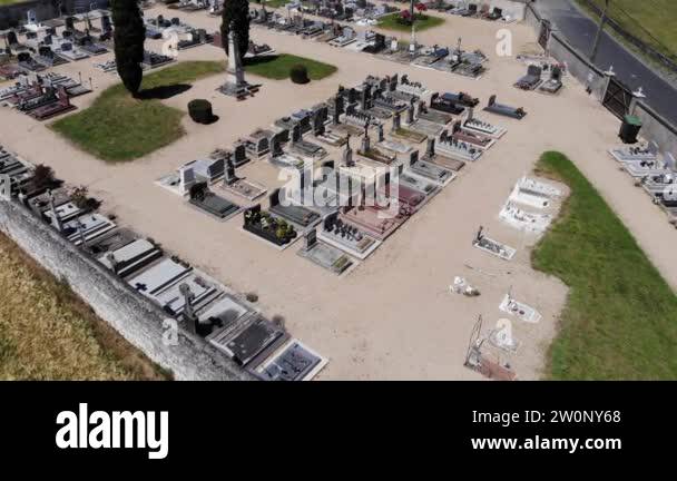 Famous cemetary Stock Videos & Footage - HD and 4K Video Clips - Alamy
