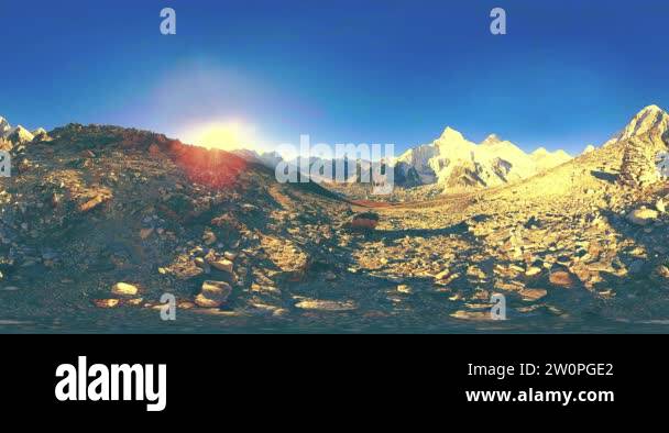 360 vr panoramic view of sunset over Kala Patthar. Mount Everest and ...