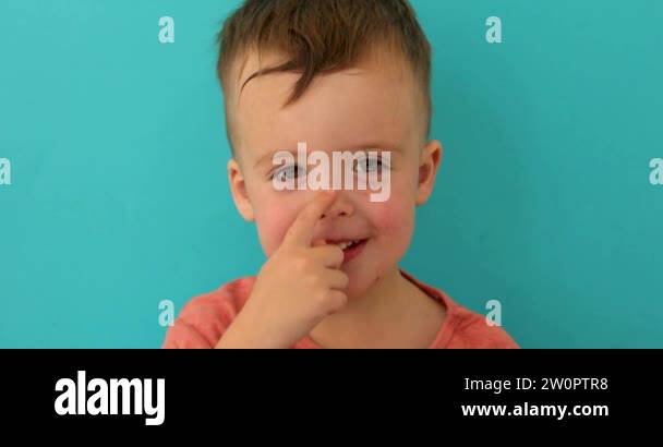 Boy pointing at nose Stock Videos & Footage - HD and 4K Video Clips - Alamy