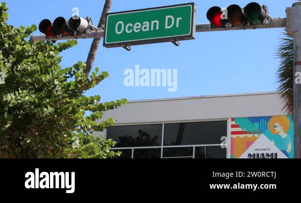 Ocean drive sign traffic light Stock Videos & Footage - HD and 4K Video ...