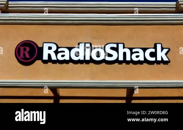 Radioshack store sign Stock Videos & Footage - HD and 4K Video Clips ...