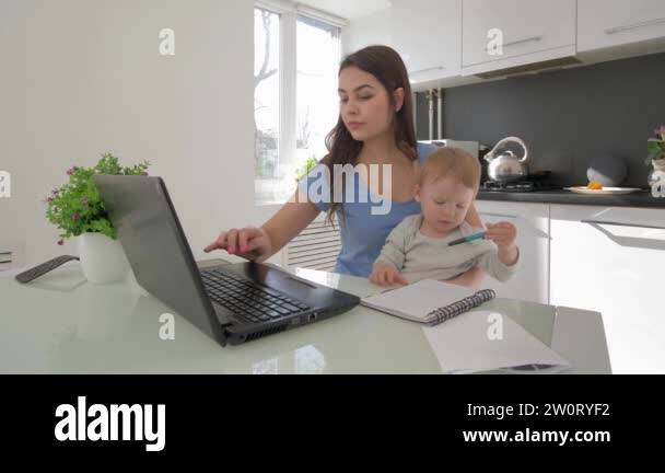 Boy crying computer Stock Videos & Footage - HD and 4K Video Clips - Alamy