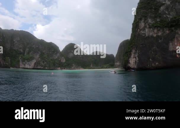 Maya bay thailand closed Stock Videos & Footage - HD and 4K Video Clips ...
