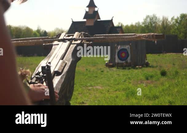 Shooting a crossbow Stock Videos & Footage - HD and 4K Video Clips - Alamy