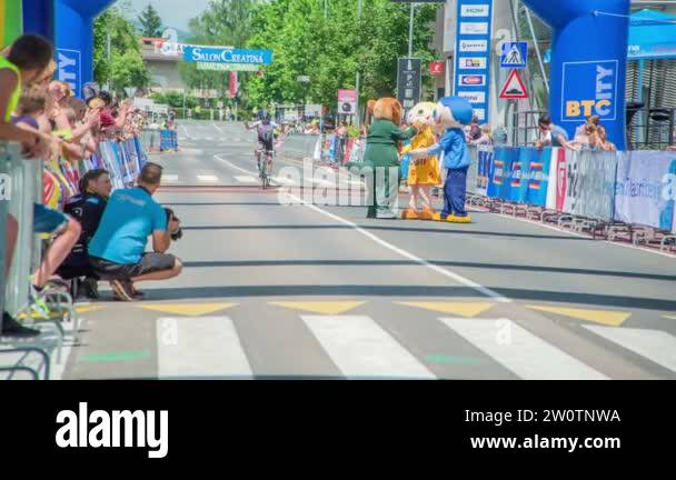 Crosses the finish line Stock Videos & Footage - HD and 4K Video Clips ...