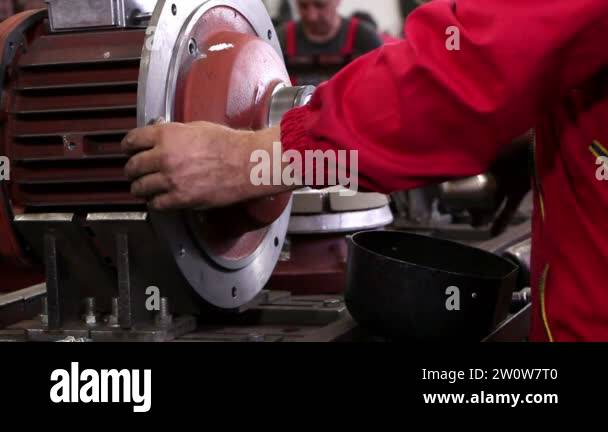 Heavy industry - Electric motor assembling, how it made. A motor that ...