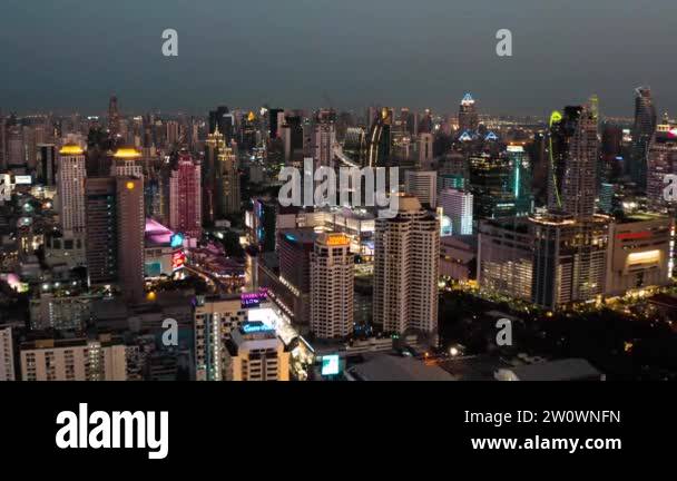 Siam and Rachathewi districts aerial views, rooftop bar, in Bangkok ...
