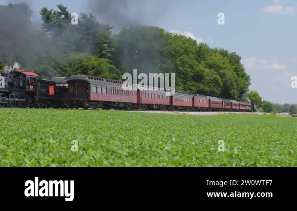 Ronks, Pennsylvania, July 2019 - A 1910 Steam Engine with Passenger ...