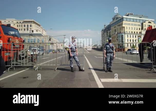 Road closures Stock Videos & Footage - HD and 4K Video Clips - Alamy