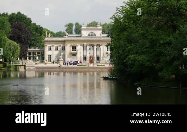 Warsaw water park Stock Videos & Footage - HD and 4K Video Clips - Alamy