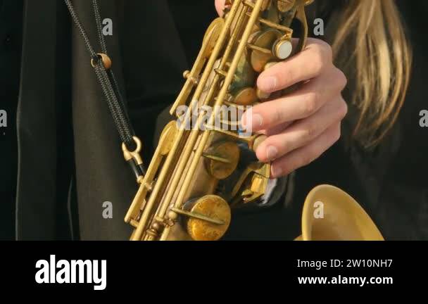 Brass valve Stock Videos & Footage - HD and 4K Video Clips - Alamy