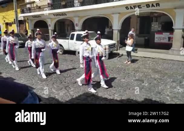 Marching in a parade Stock Videos & Footage - HD and 4K Video Clips - Alamy