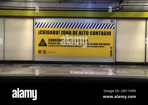 Ad in a station Stock Videos & Footage - HD and 4K Video Clips - Alamy