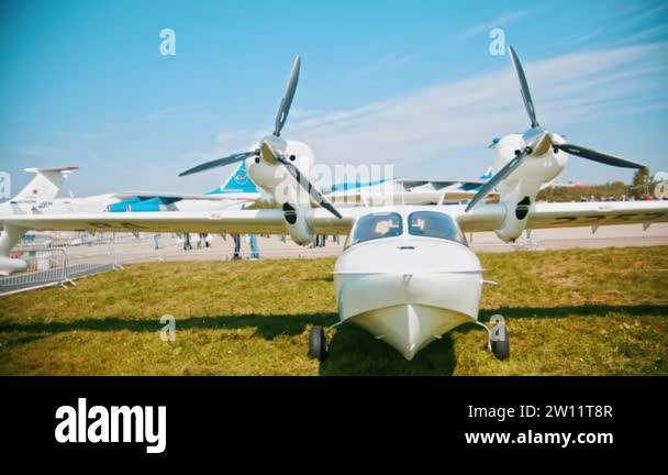 Seaplane design Stock Videos & Footage - HD and 4K Video Clips - Alamy