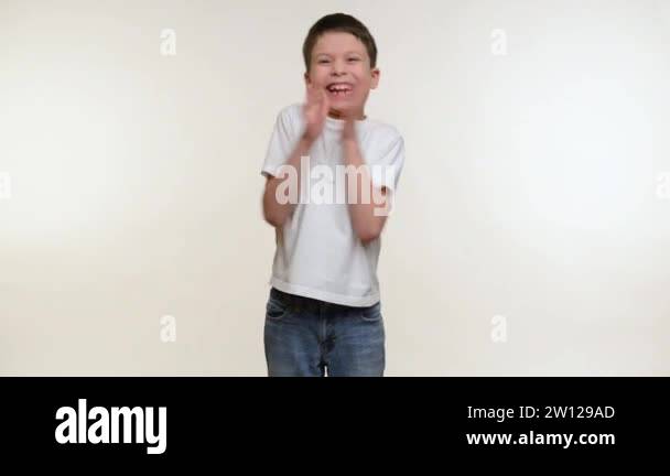 Plaudit Stock Videos & Footage - HD and 4K Video Clips - Alamy