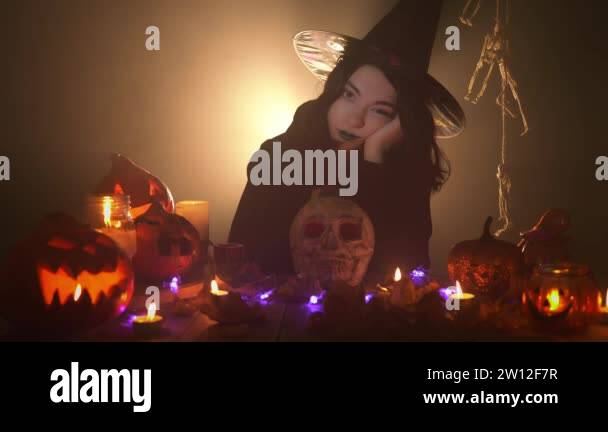 Mantle is black Stock Videos & Footage - HD and 4K Video Clips - Alamy