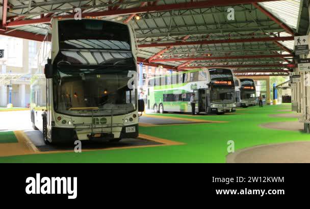 Commuter buses Stock Videos & Footage - HD and 4K Video Clips - Alamy