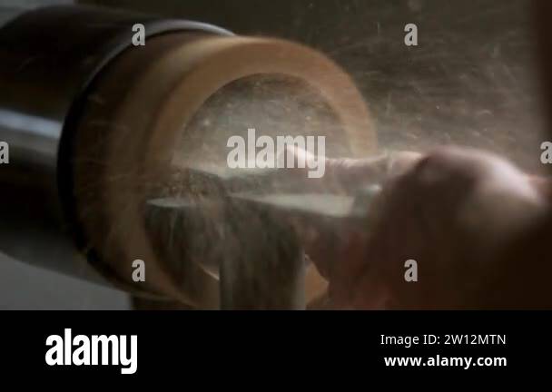 Turning handle Stock Videos & Footage - HD and 4K Video Clips - Alamy