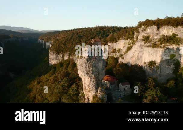 Pillar place Stock Videos & Footage - HD and 4K Video Clips - Alamy