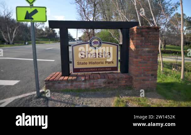 State park signage Stock Videos & Footage - HD and 4K Video Clips - Alamy