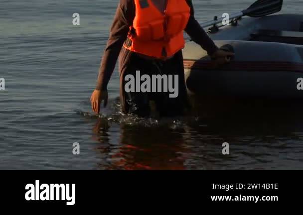 Black female with lifeboat getting land, shipwreck survived victim ...