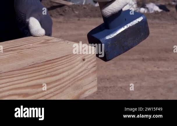 Lifting timber beam Stock Videos & Footage - HD and 4K Video Clips - Alamy