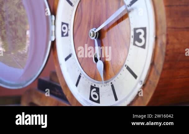 Winding up clock Stock Videos & Footage - HD and 4K Video Clips - Alamy