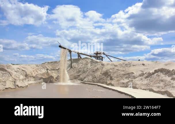 Gravel washing Stock Videos & Footage - HD and 4K Video Clips - Alamy