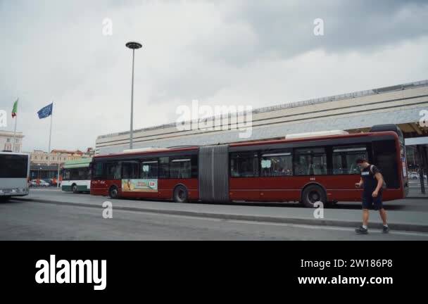 Bus buses stops Stock Videos & Footage - HD and 4K Video Clips - Alamy