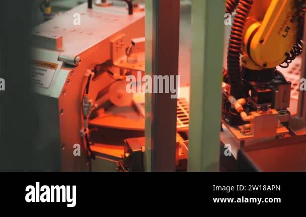 Automated robotic machine industrial Stock Videos & Footage - HD and 4K ...
